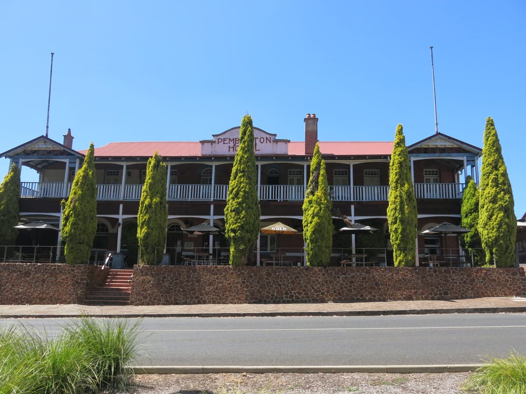 Shopping & Services - Pemberton Visitor Centre